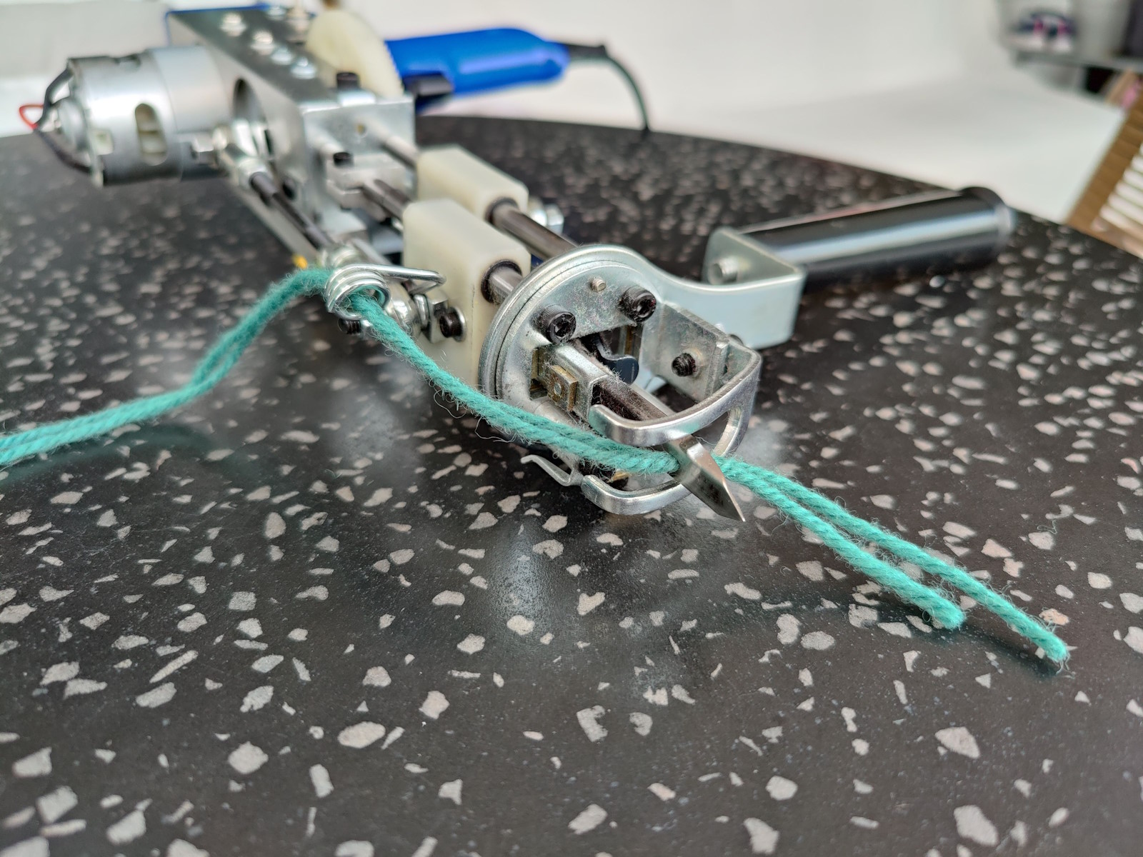 Best yarn for tufting rugs: All options explained (2025)